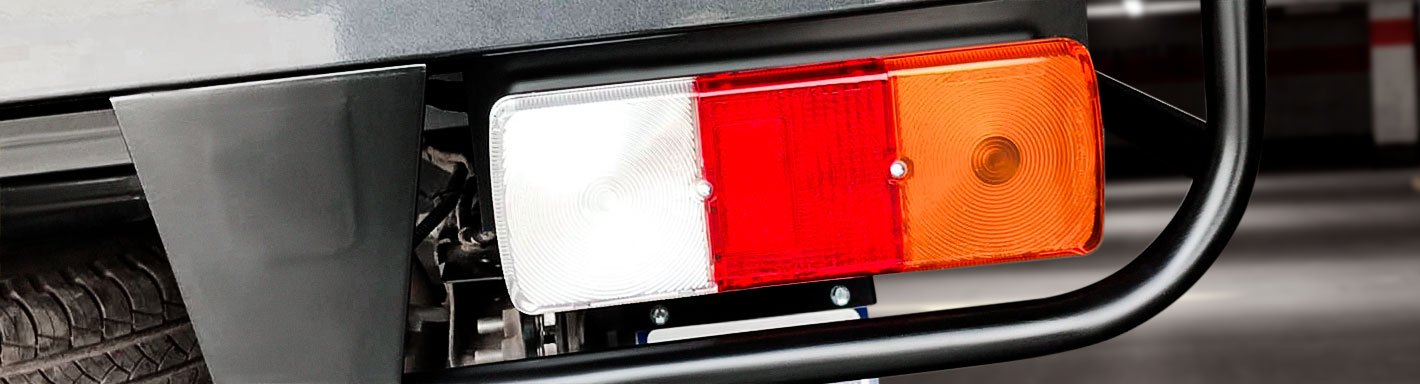Hyundai Semi Truck Factory Tail Lights - LED, Replacement | TRUCKiD