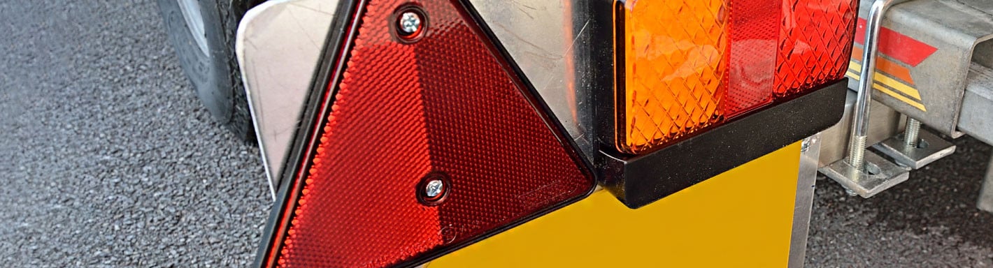 Semi Truck Trailer Reflectors & Light Lenses - Rear, Front | TRUCKiD